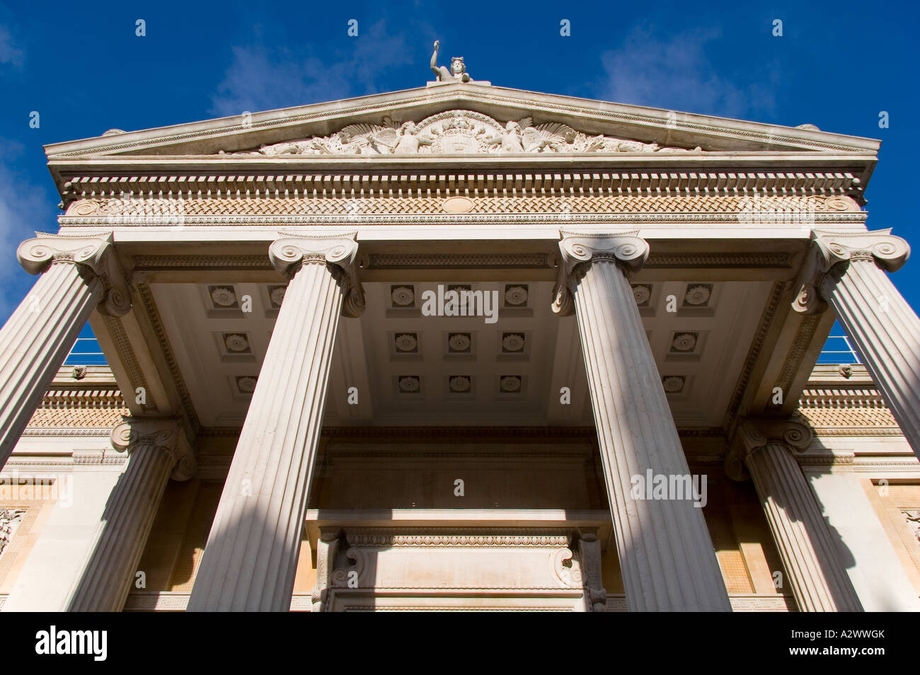 Facade of Ashmolean Museum Oxford 1 Stock Photo - Alamy