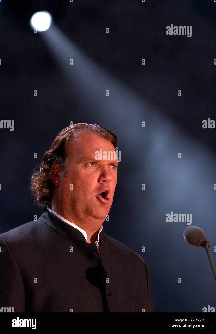 Famous welsh singers hi-res stock photography and images - Alamy