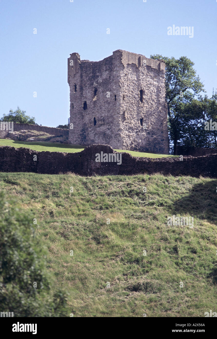 PEVERIL CASTLE CASTLETON DERBYSHIRE ENGLAND UK Stock Photo - Alamy