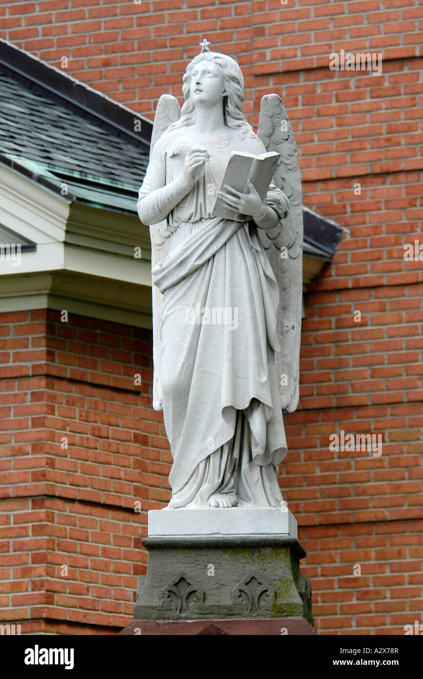 Ghost figure outside hi-res stock photography and images - Alamy