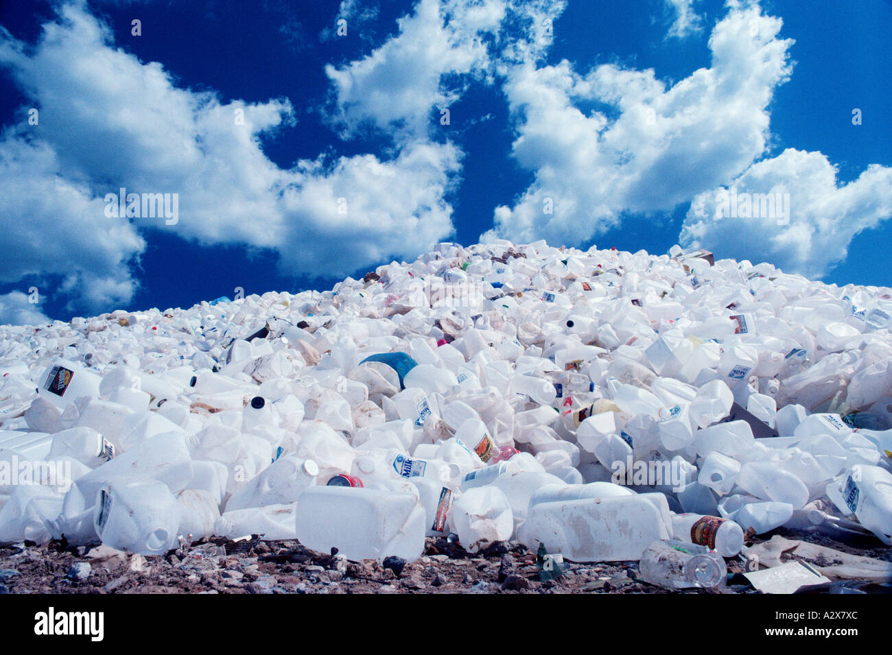 Piles of plastic bottles hi-res stock photography and images - Alamy