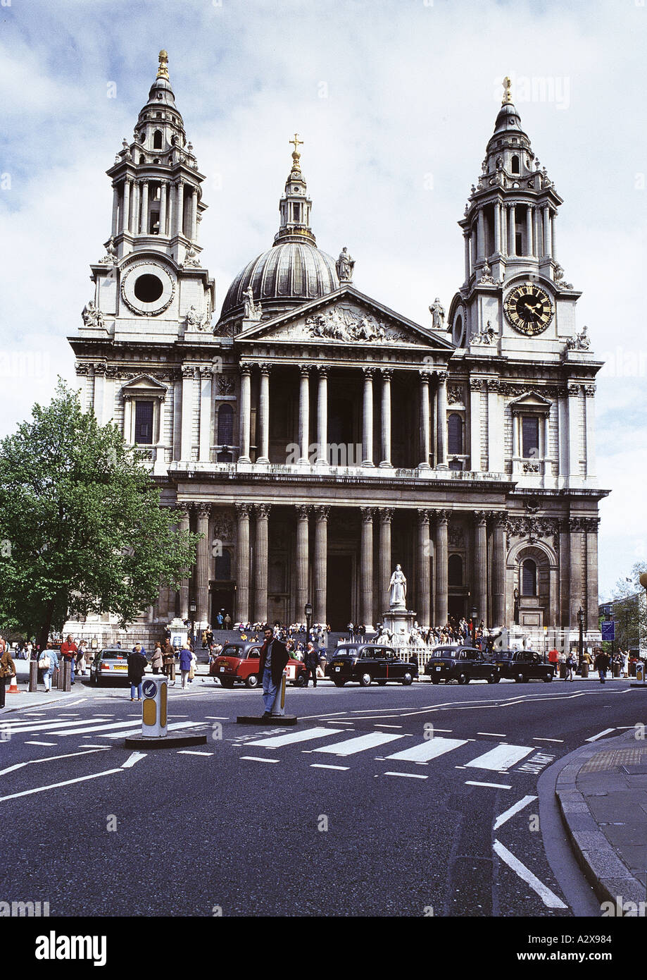 St paul s london hi-res stock photography and images - Alamy