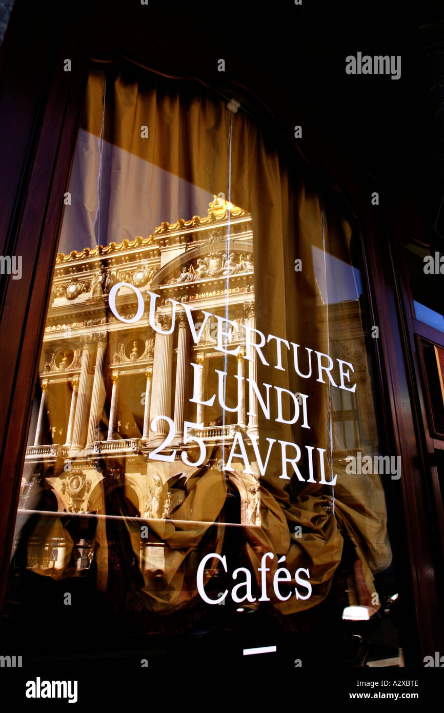 Reflection in Paris café window Stock Photo - Alamy