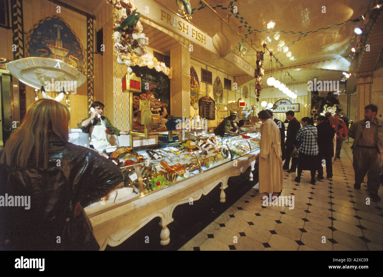 Fish Monger at Harrods Foodhalls Stock Photo - Alamy