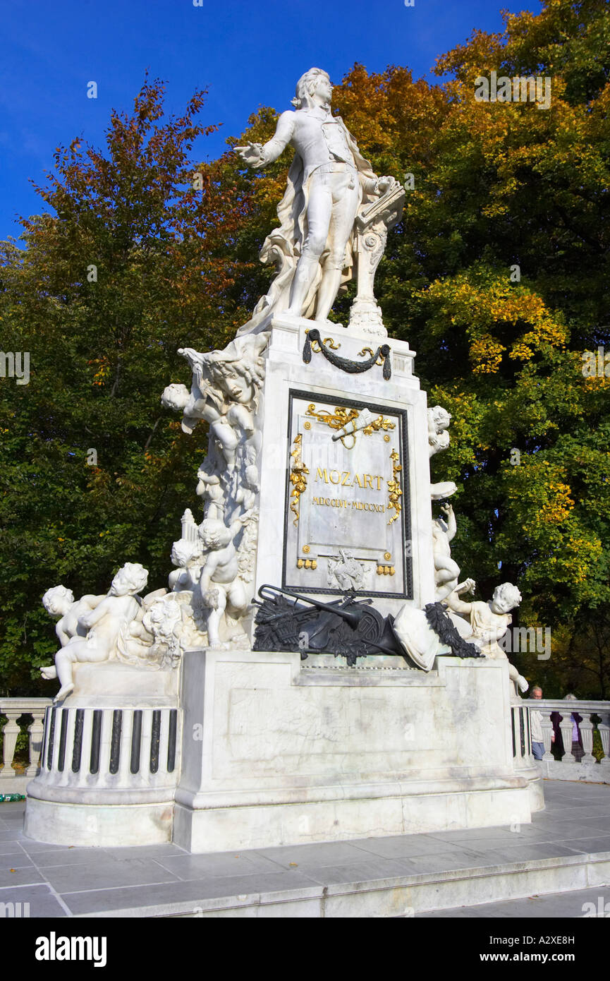 Mozart Memorial By Viktor Tilgner Burggarten Vienna Austria Stock Photo ...