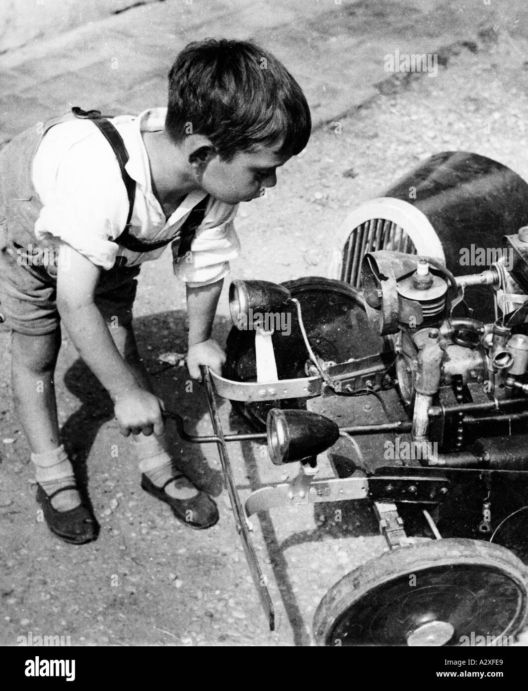Hand crank starter Black and White Stock Photos & Images - Alamy