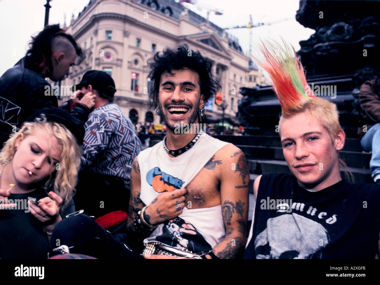 Punks of london hi-res stock photography and images - Alamy
