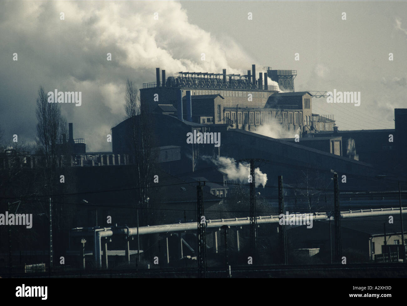 power station bitterfeldt pollution east germany 1991 Stock Photo - Alamy