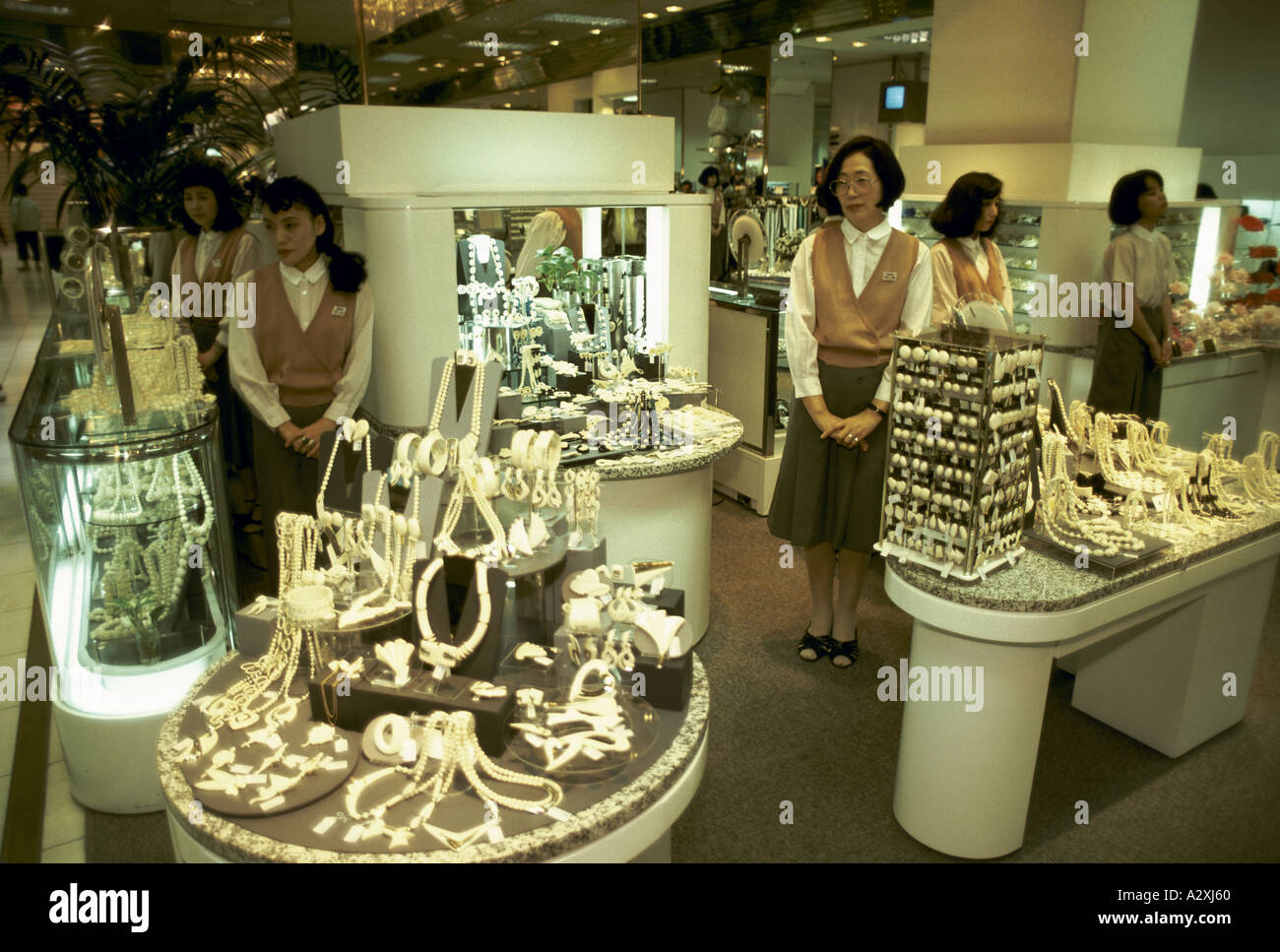 Isetan High Resolution Stock Photography and Images - Alamy