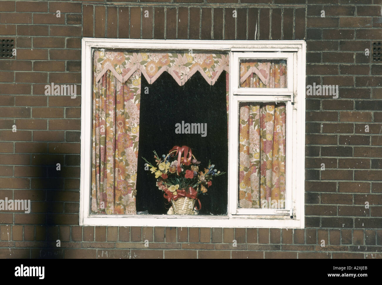 window of house Stock Photo - Alamy