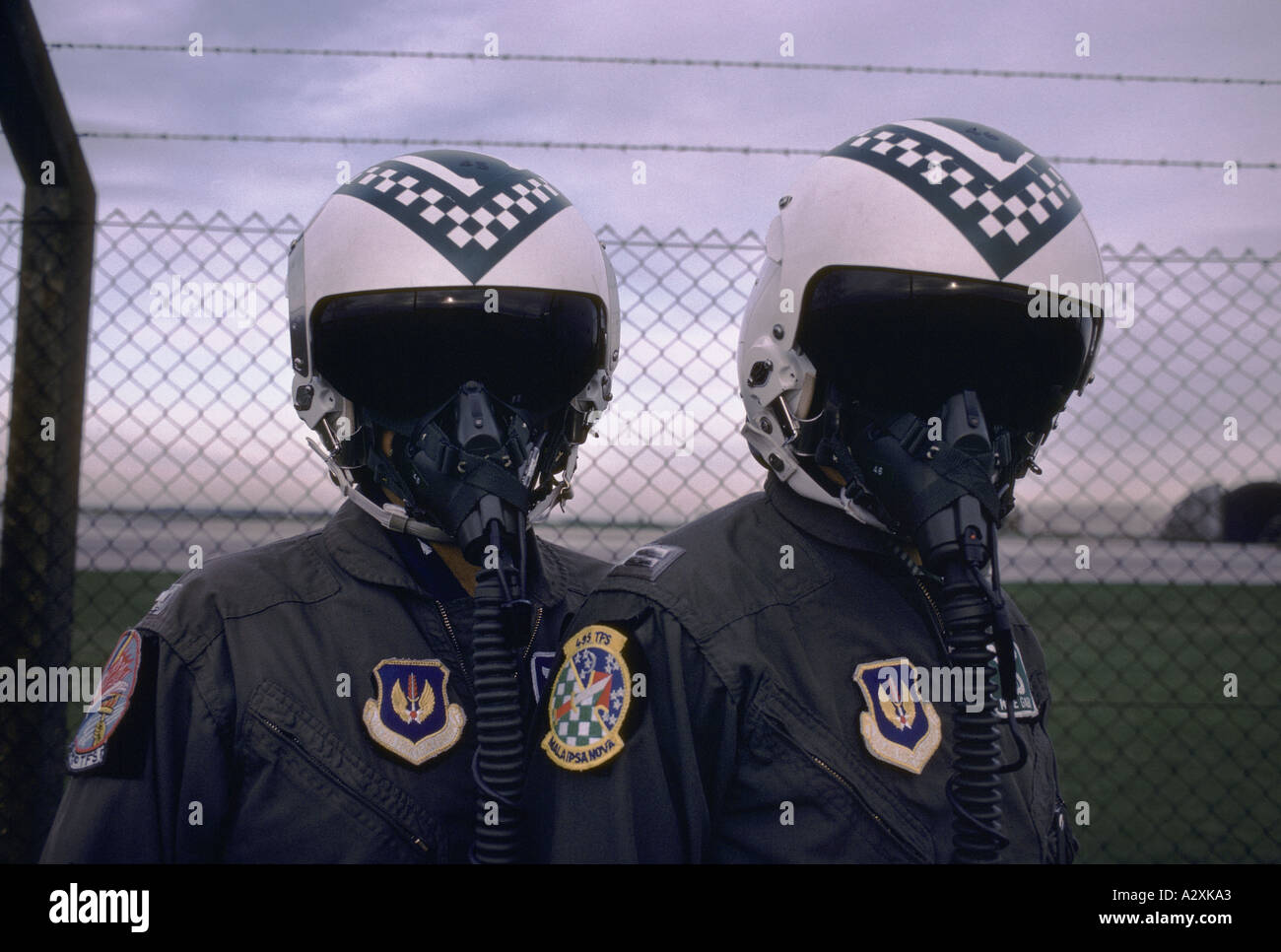 Two fighter pilots hi-res stock photography and images - Alamy