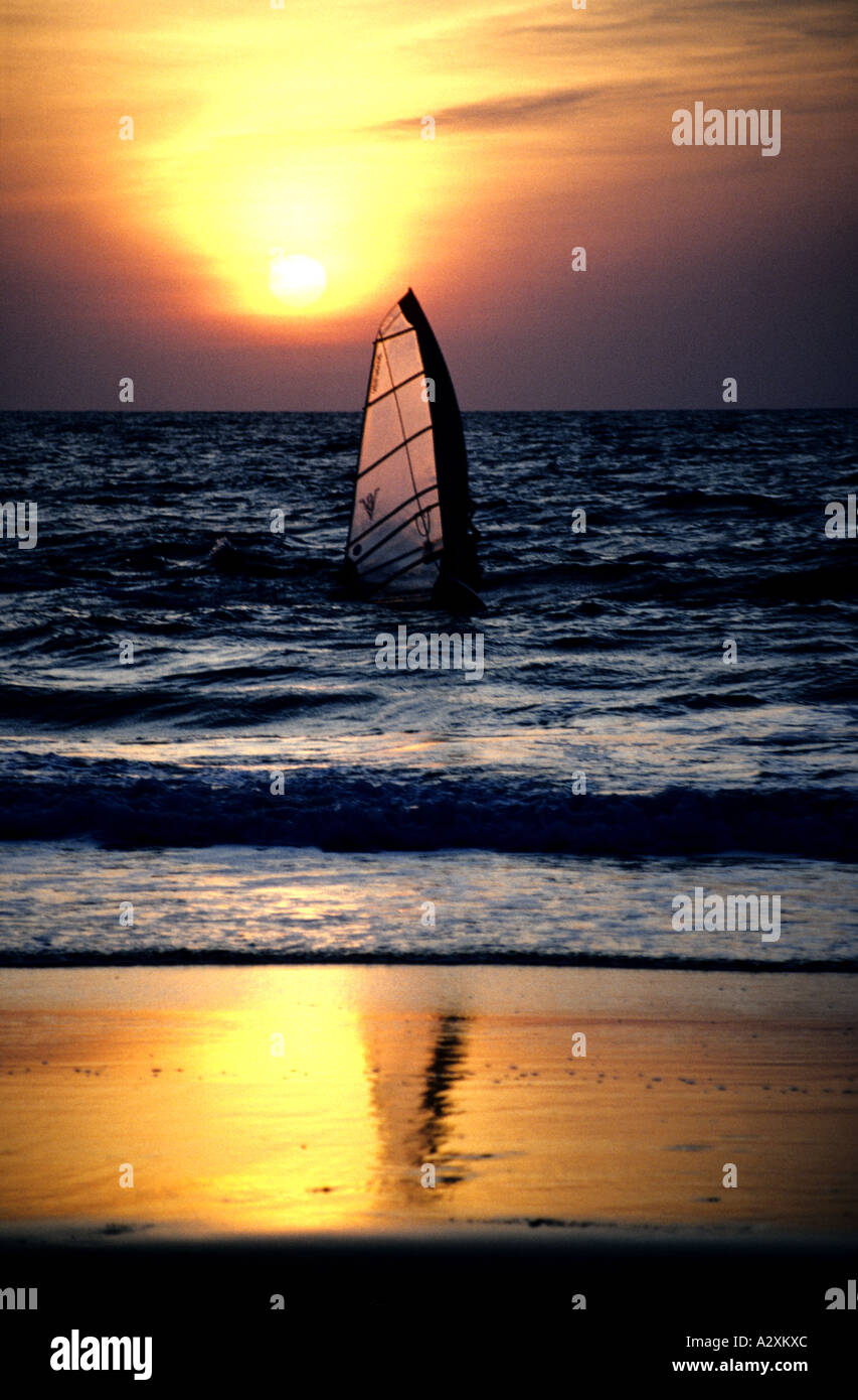 Sunset at goan beaches hi-res stock photography and images - Alamy