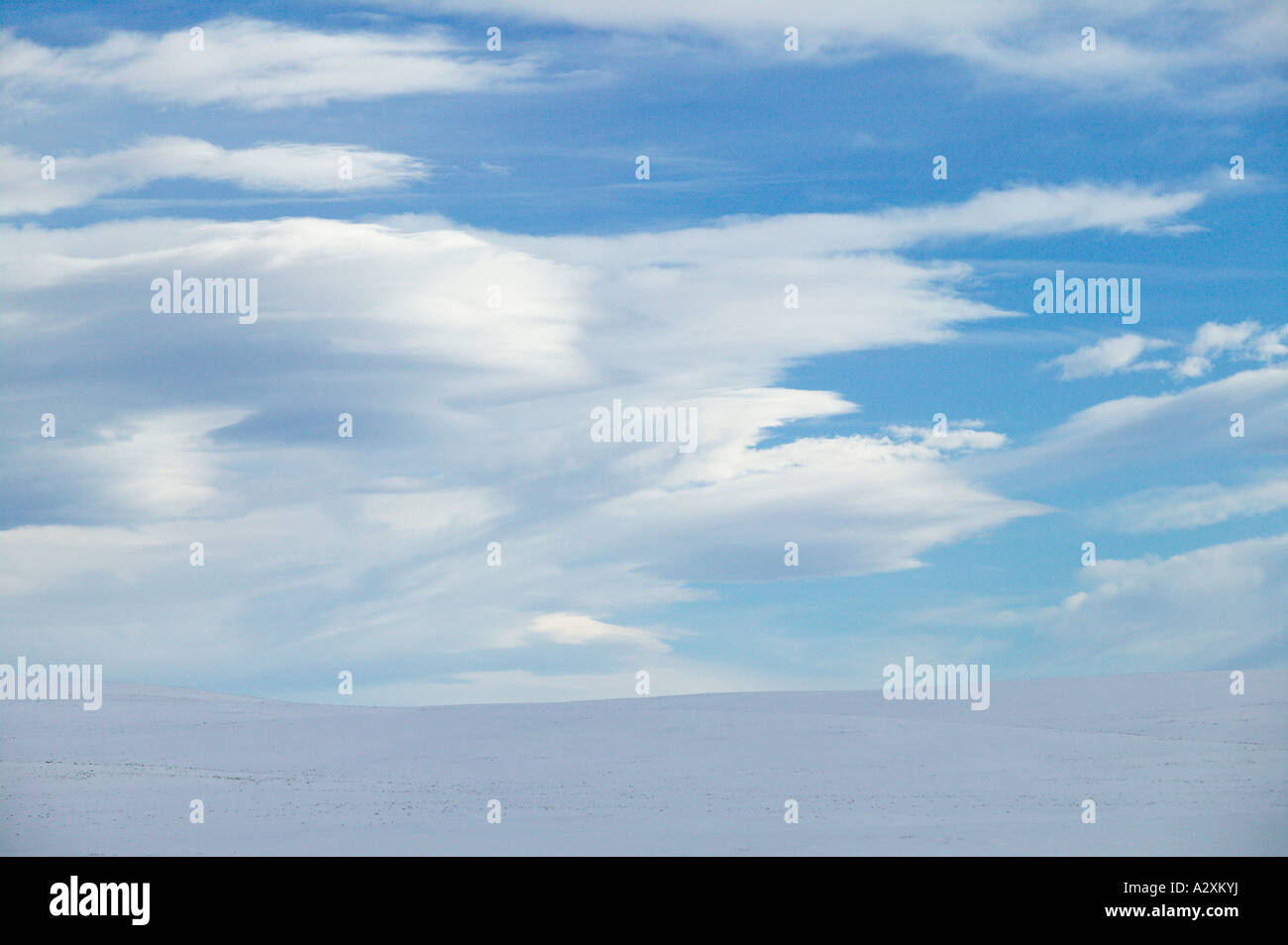 Horizontal snow covered landscape hi-res stock photography and images ...