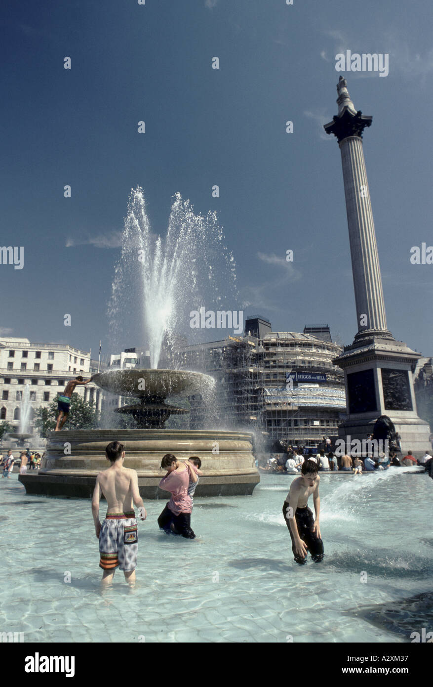 Families playing in swimming pool hi-res stock photography and images ...