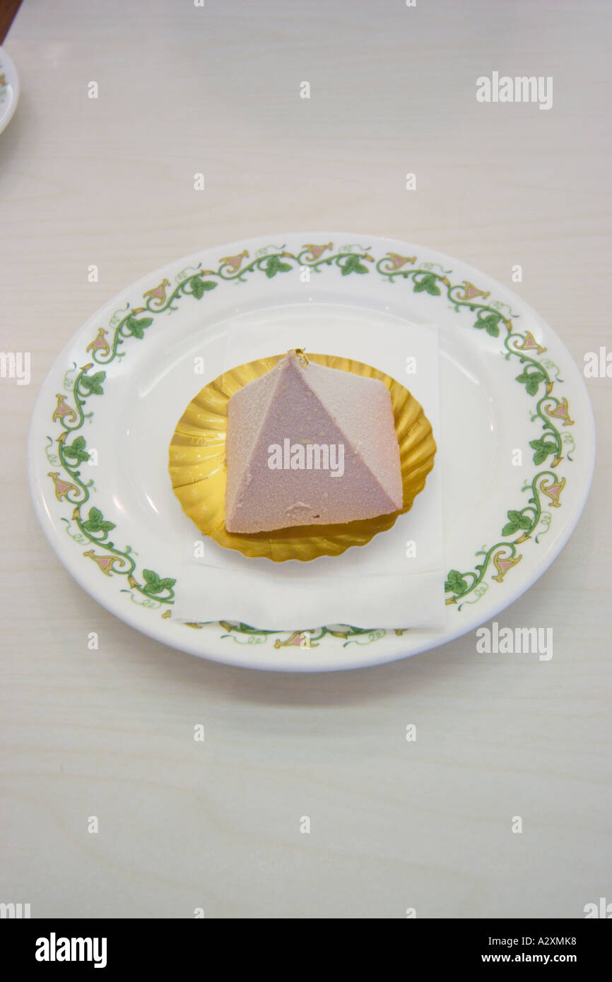 Tokyo Japan Afternoon tea cream cake with gold Stock Photo - Alamy