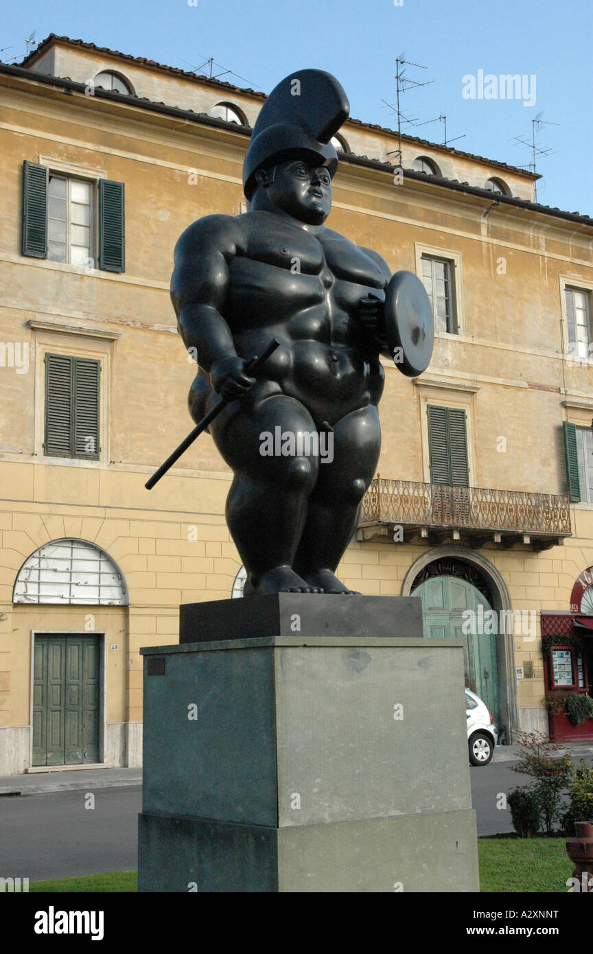 Botelo Sculpture, Pietrasanta, Tuscany, Italy Stock Photo - Alamy