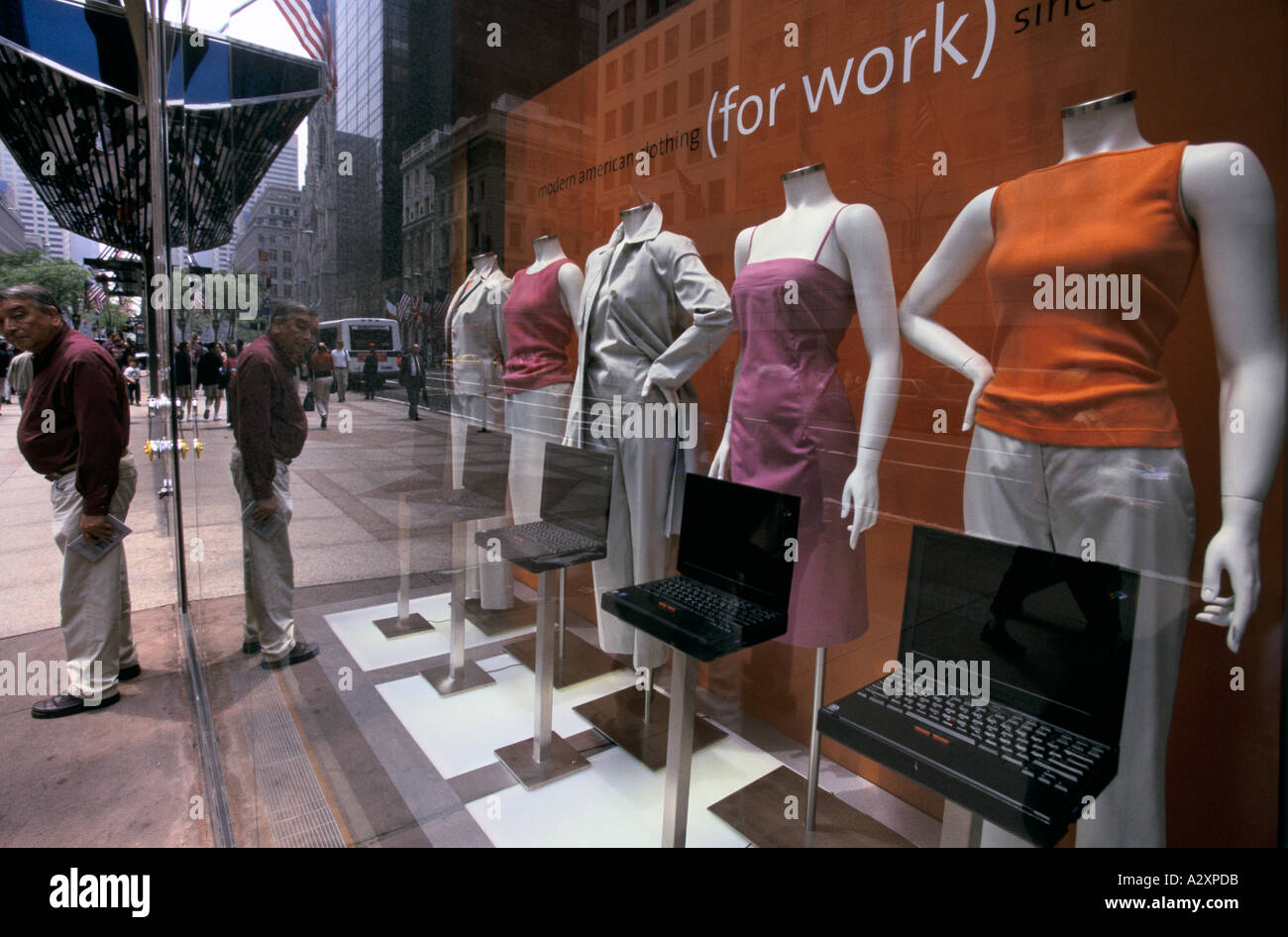 fifth avenue shop windows new york usa Stock Photo - Alamy