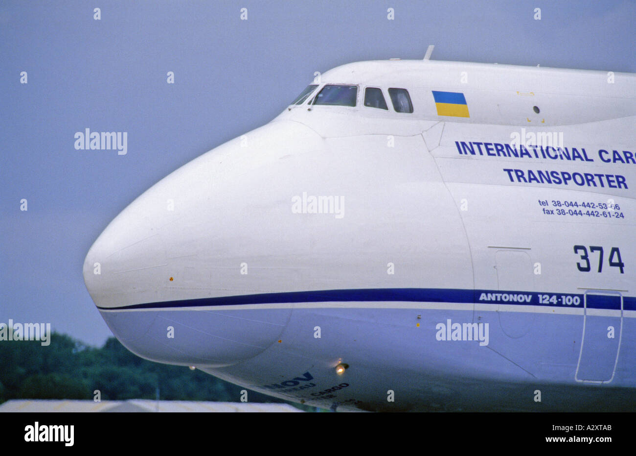 Antonov AN-124 Condor cargo aircraft taxing at RAF Fairford Stock Photo ...
