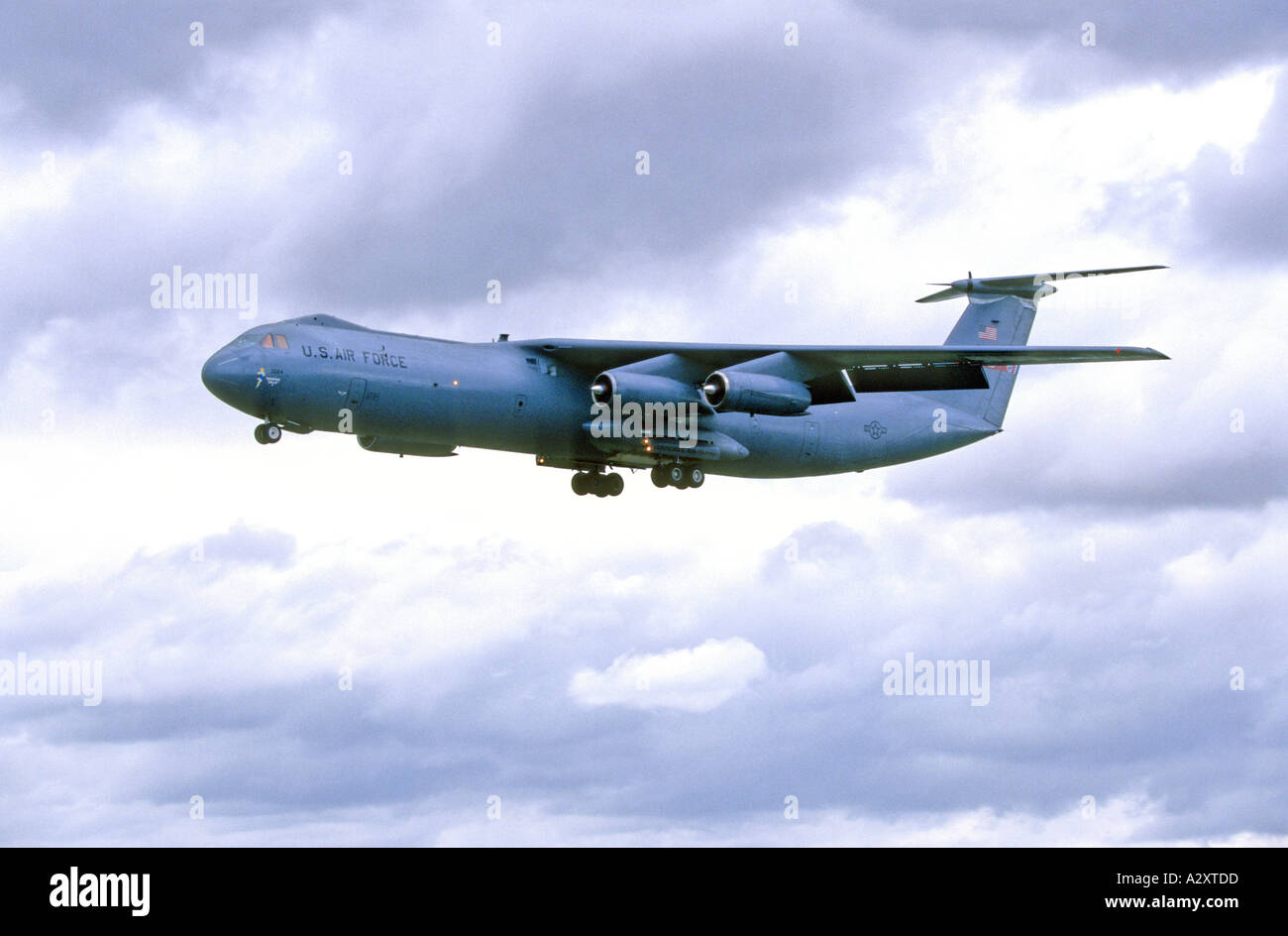 US Air Force Lockheed C-141 Starlifter Stock Photo - Alamy