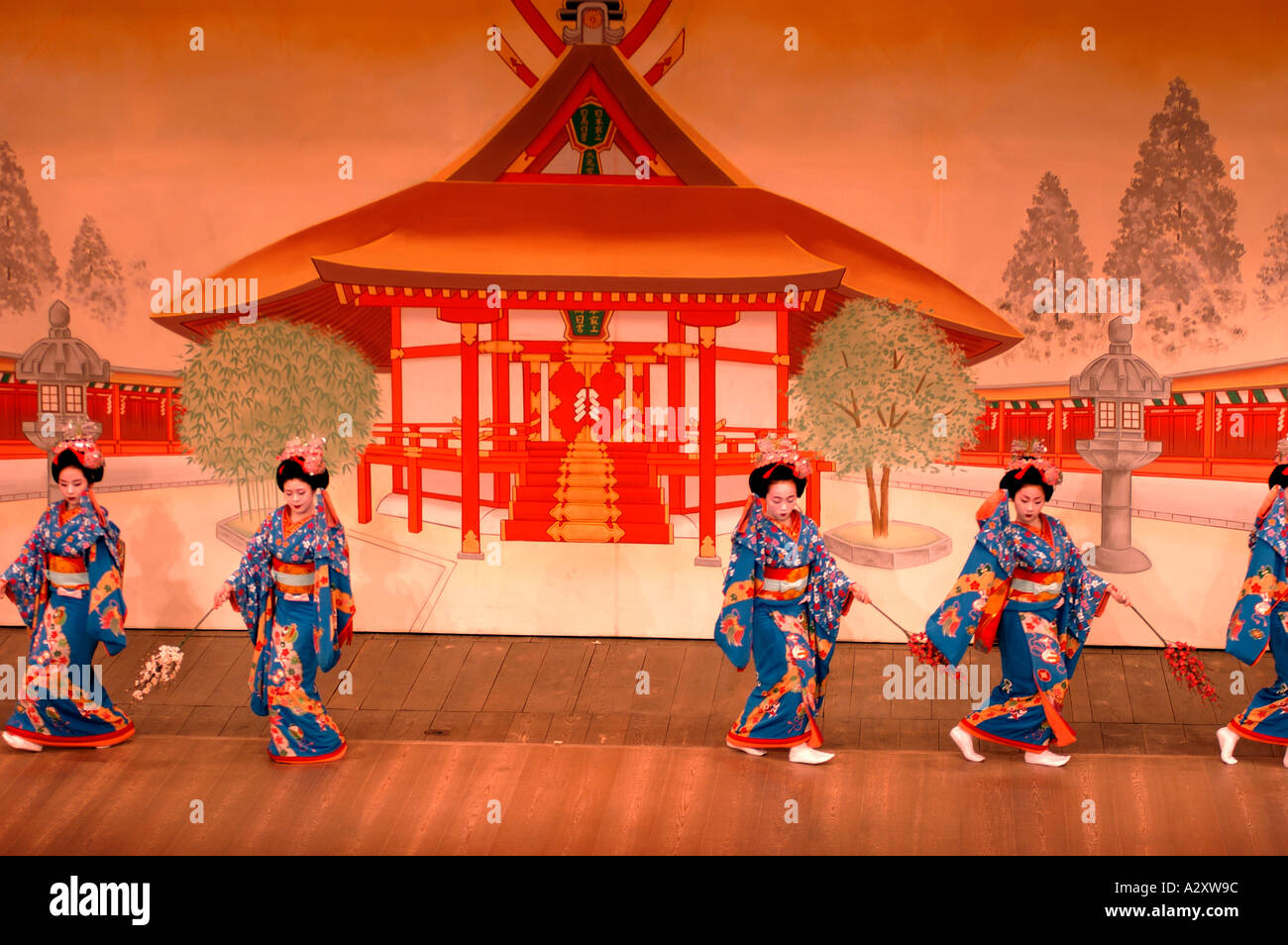 Miyako Odori Spring Dance Performance Kyoto Japan Stock Photo - Alamy