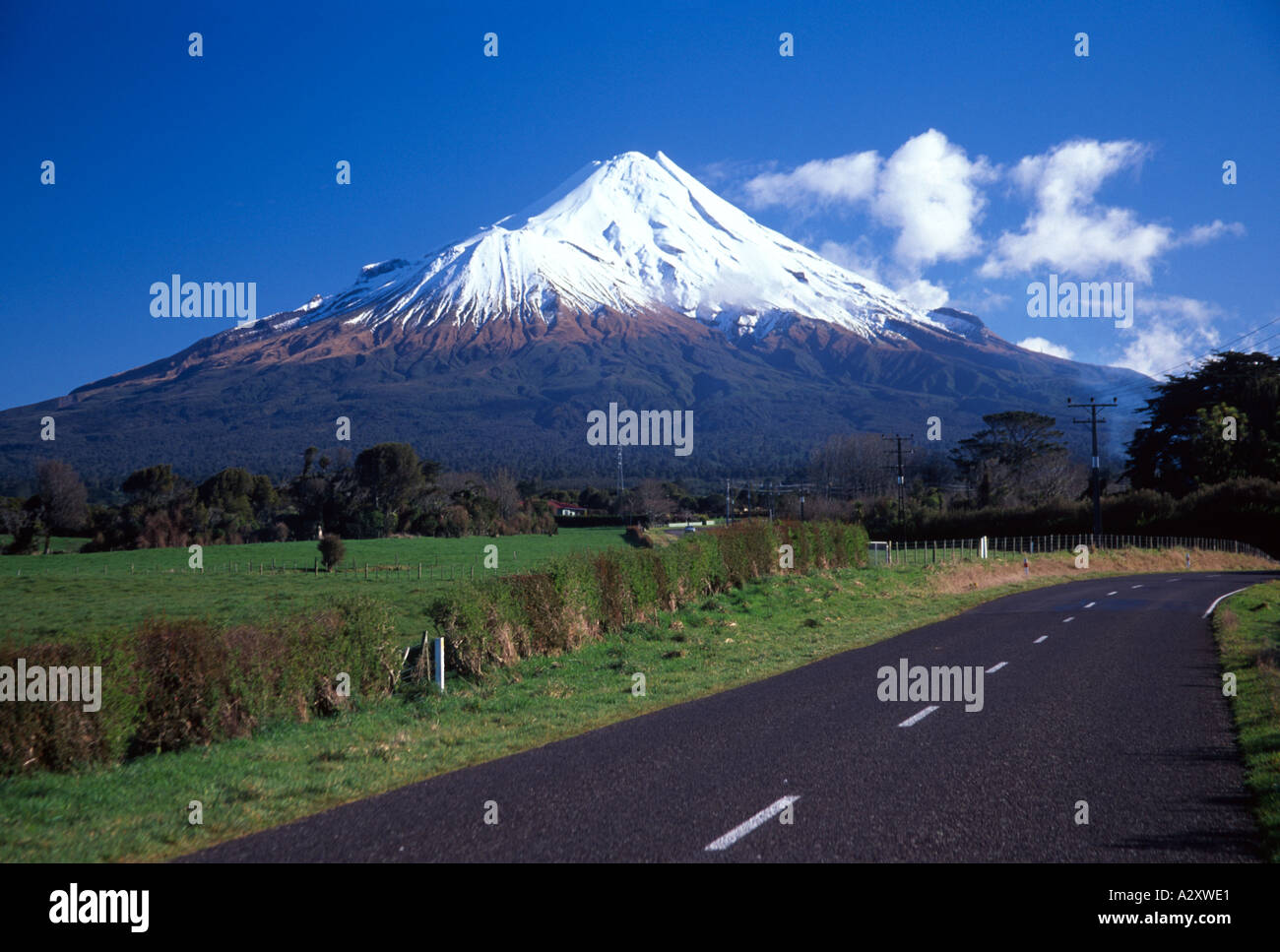 Mount taranaki aerial hi-res stock photography and images - Alamy