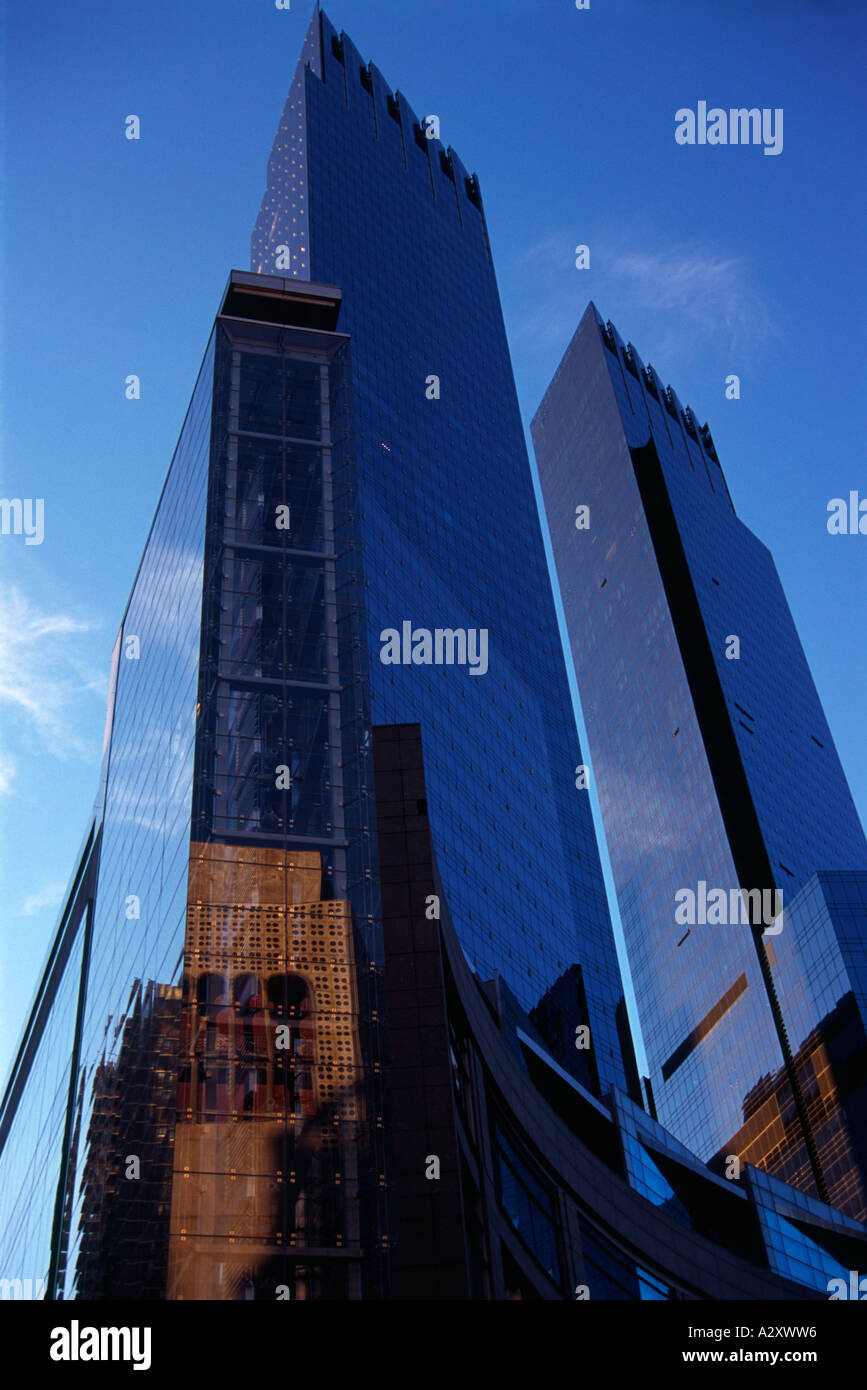 Time warner building new york exterior hi-res stock photography and ...