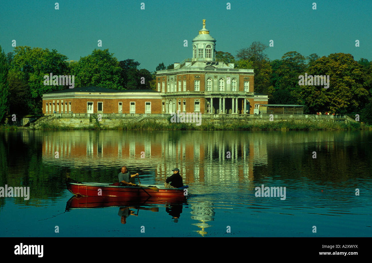 Potsdam. Marmorpalais with lake and rowing boat. Heiliger See Stock ...