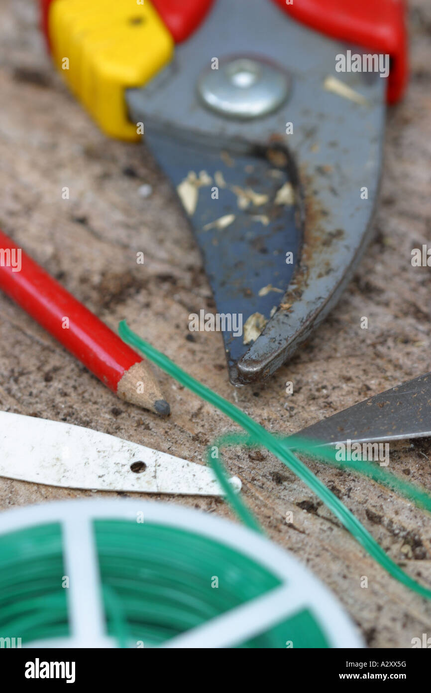 Potting bench scene hi-res stock photography and images - Alamy