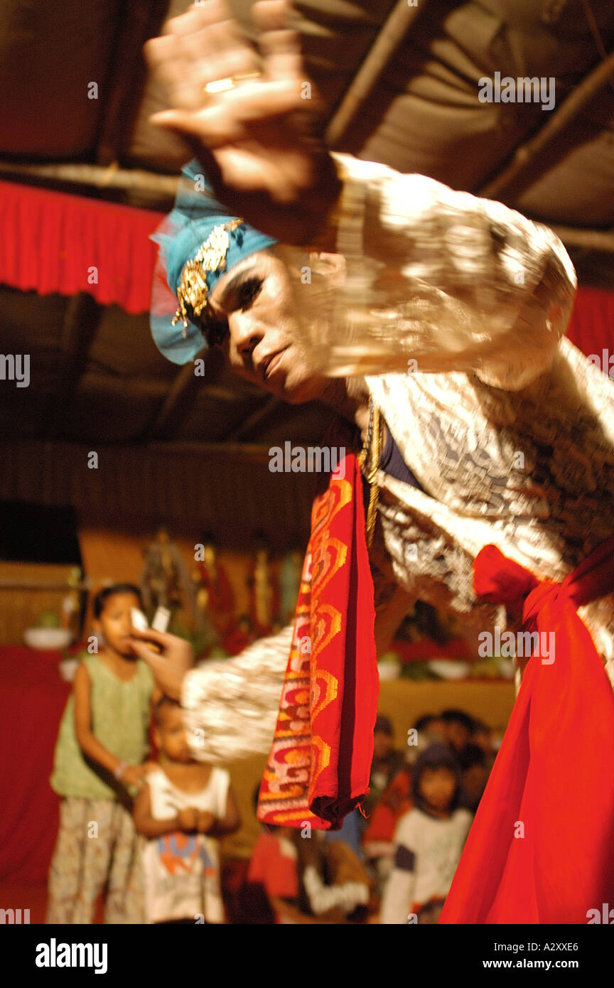 Traditional burmese theatre hi-res stock photography and images - Alamy