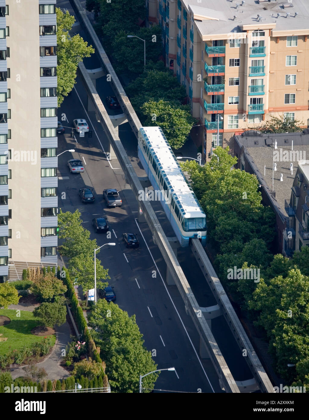 Overhead monorail hi-res stock photography and images - Alamy