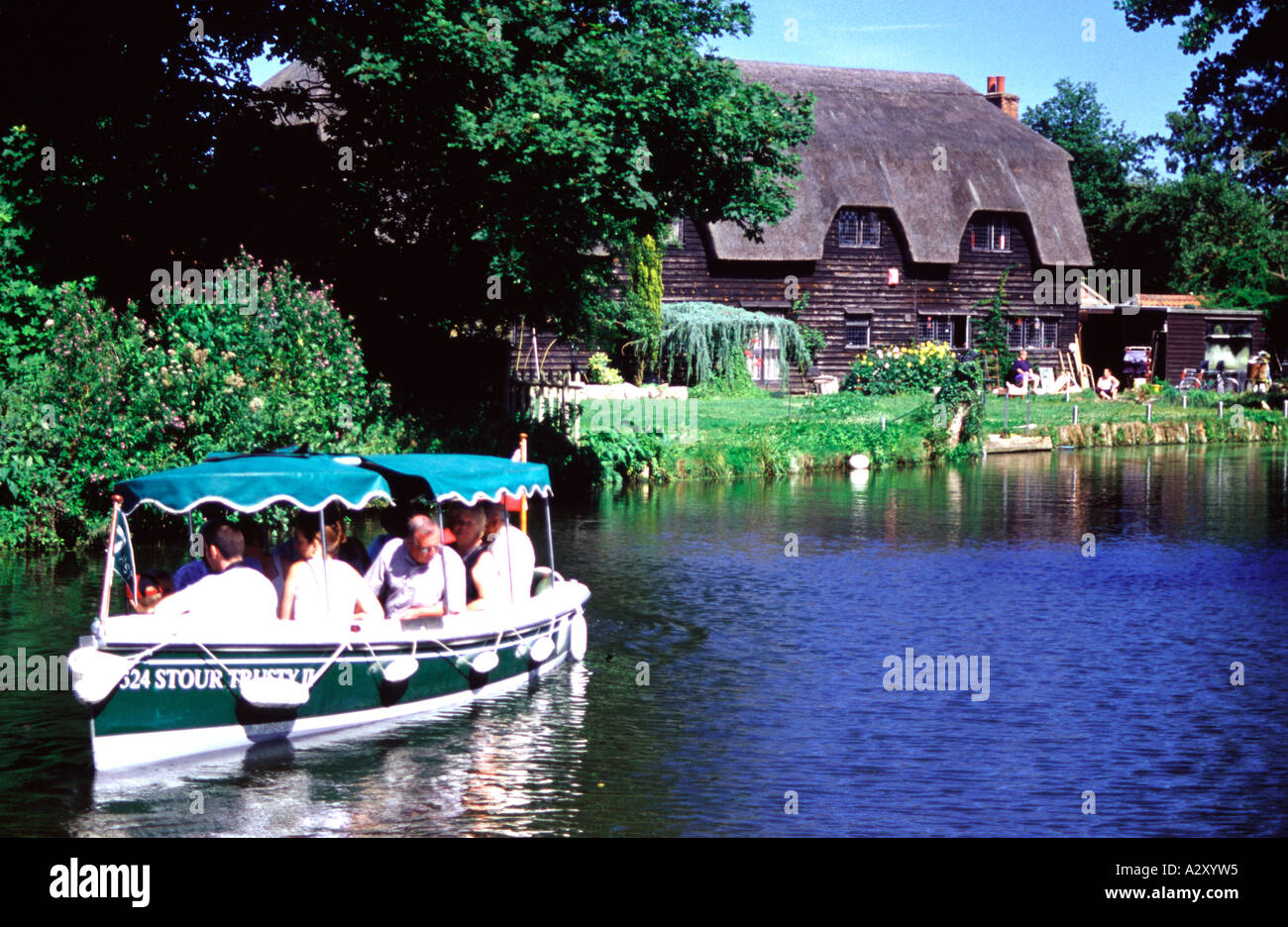 Flatford mill Suffolk Stock Photo - Alamy