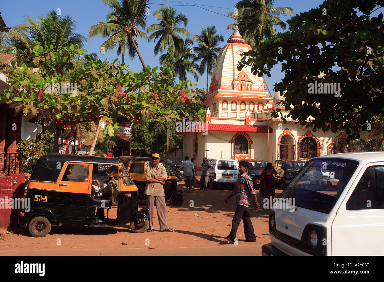 INDIA NORTH GOA THE SCENE OUTSIDE HINDU TEMPLE AT CALANGUTE Stock Photo ...
