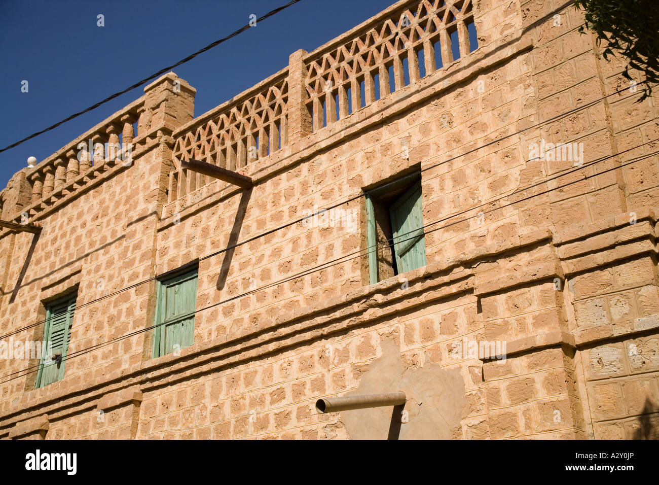 Building in central Timbuktu, Mali, West Africa Stock Photo - Alamy