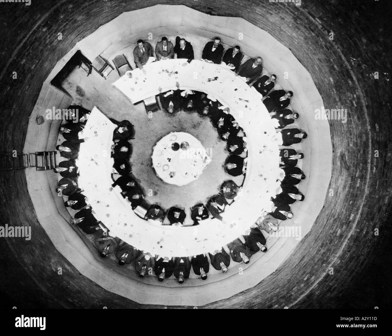 Smelting copper Black and White Stock Photos & Images - Alamy