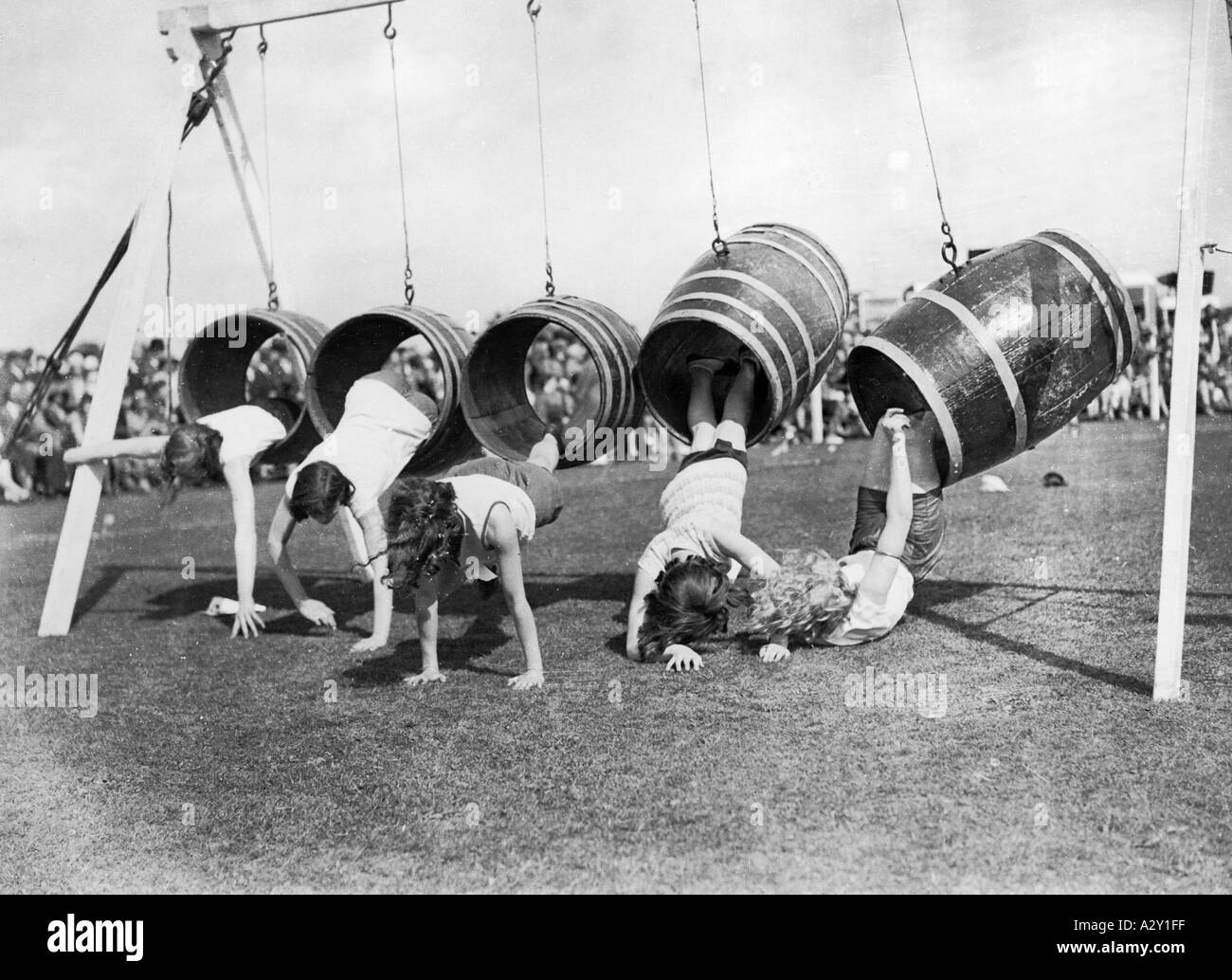 6 s 2 Black and White Stock Photos & Images - Alamy