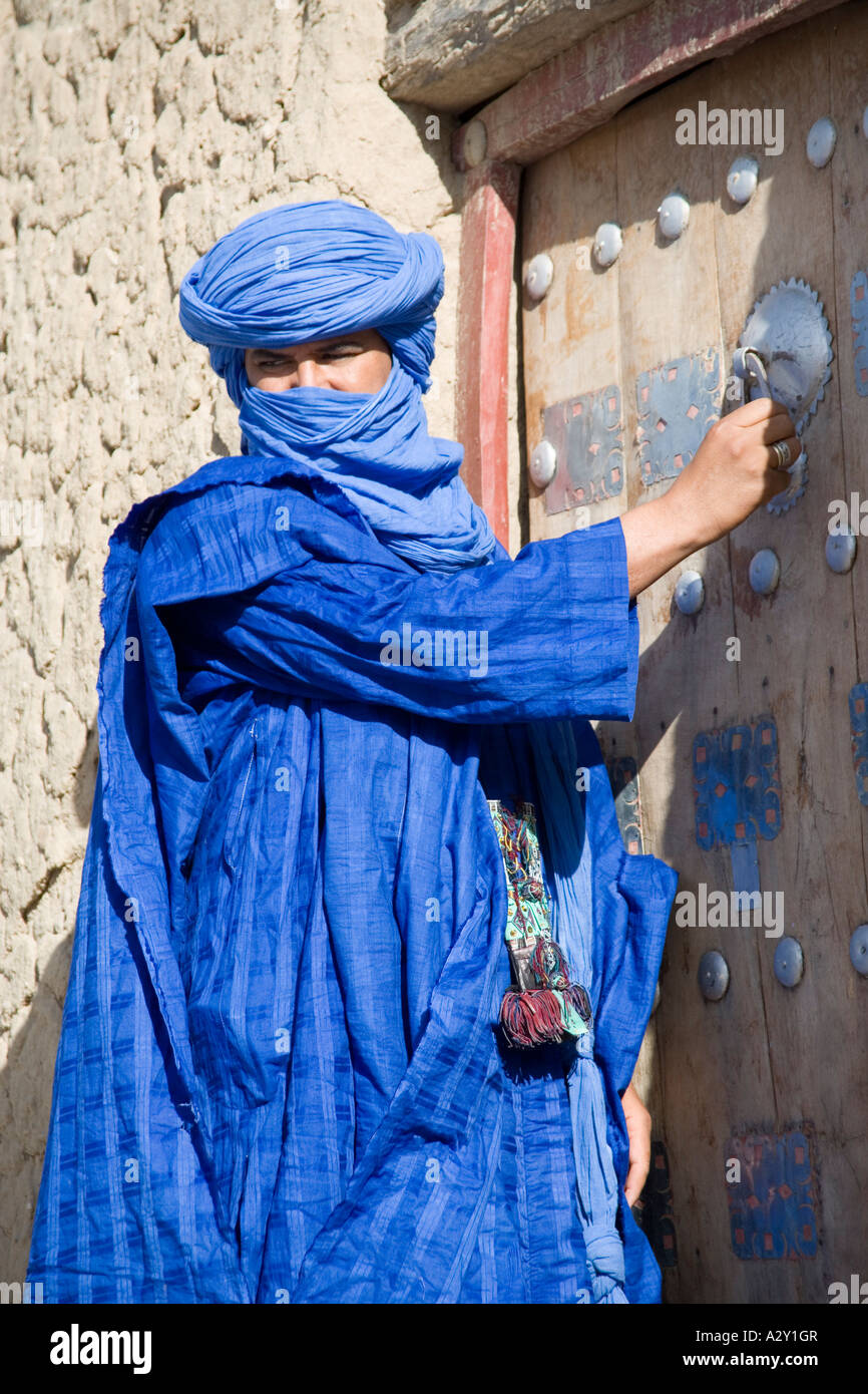 Tuareg man in Timbuktu, Mali, West Africa Stock Photo - Alamy