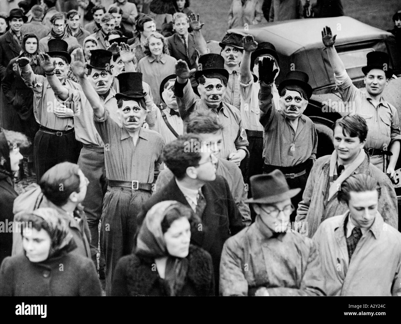 Historische adolf hitler fotos hi-res stock photography and images - Alamy