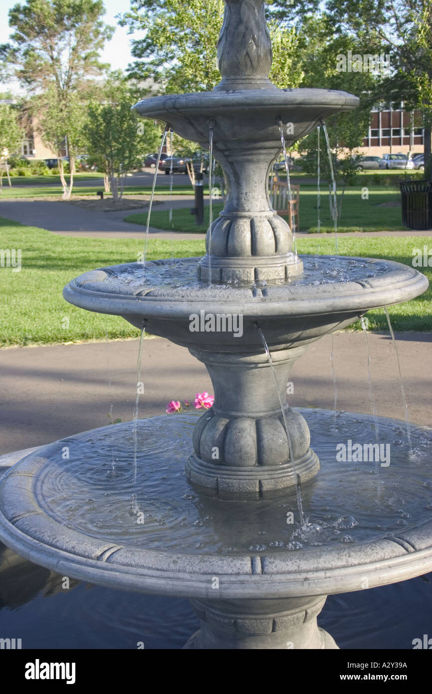 St paul minnesota water fountain hi-res stock photography and images ...