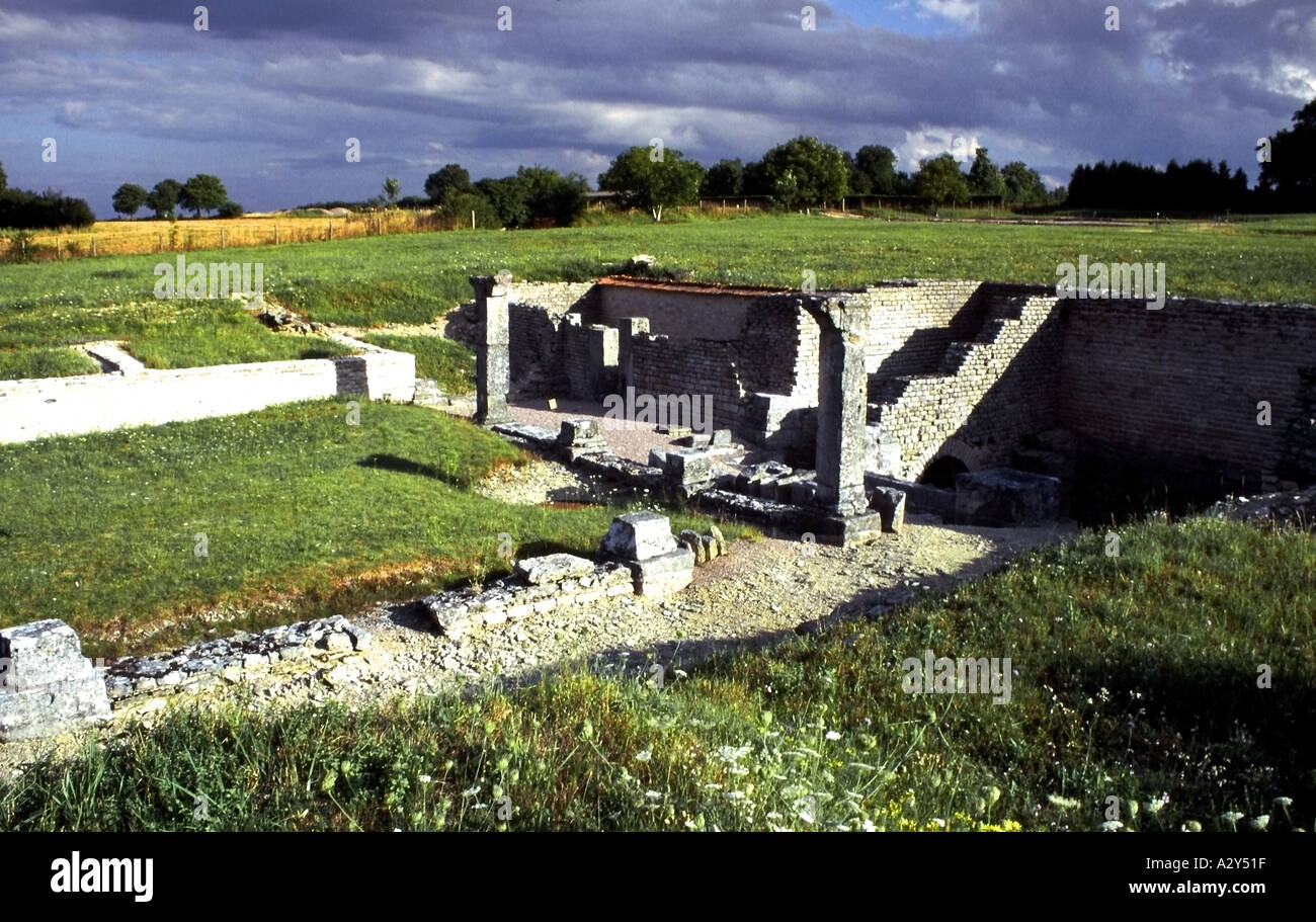 Gallo roman monuments hi-res stock photography and images - Alamy