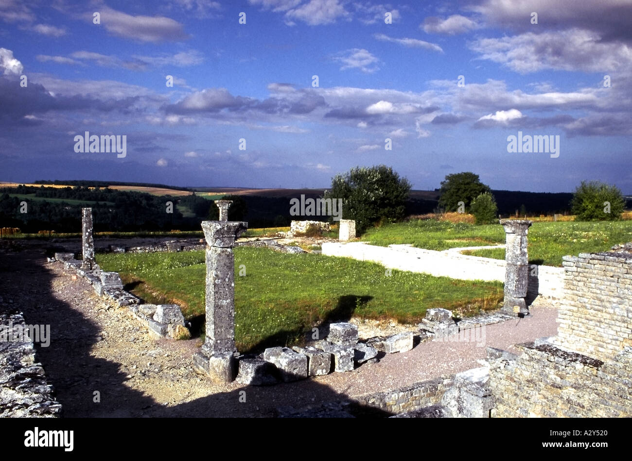 Gallo roman monuments hi-res stock photography and images - Alamy