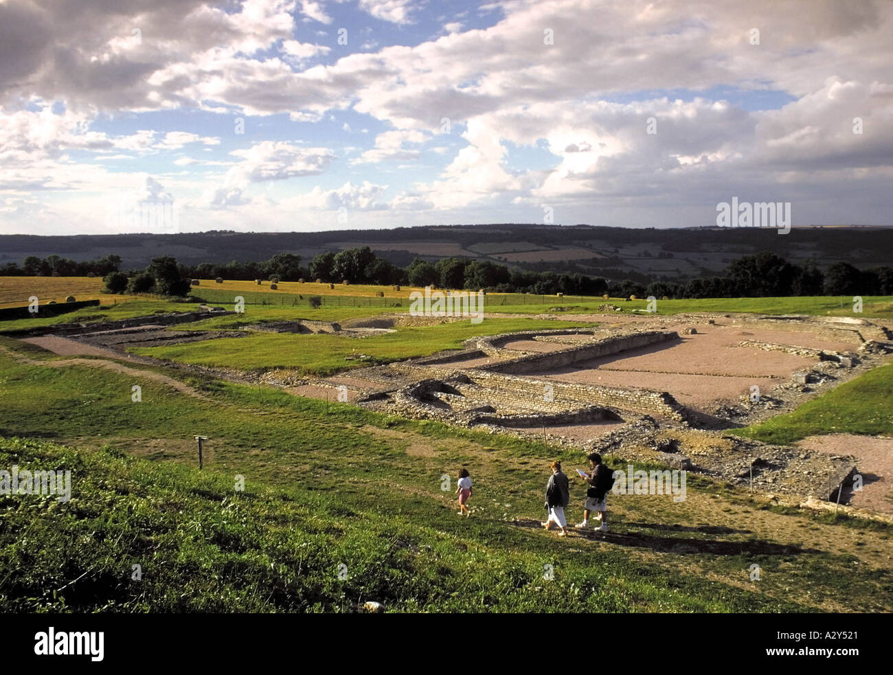 Gallo roman monuments hi-res stock photography and images - Alamy