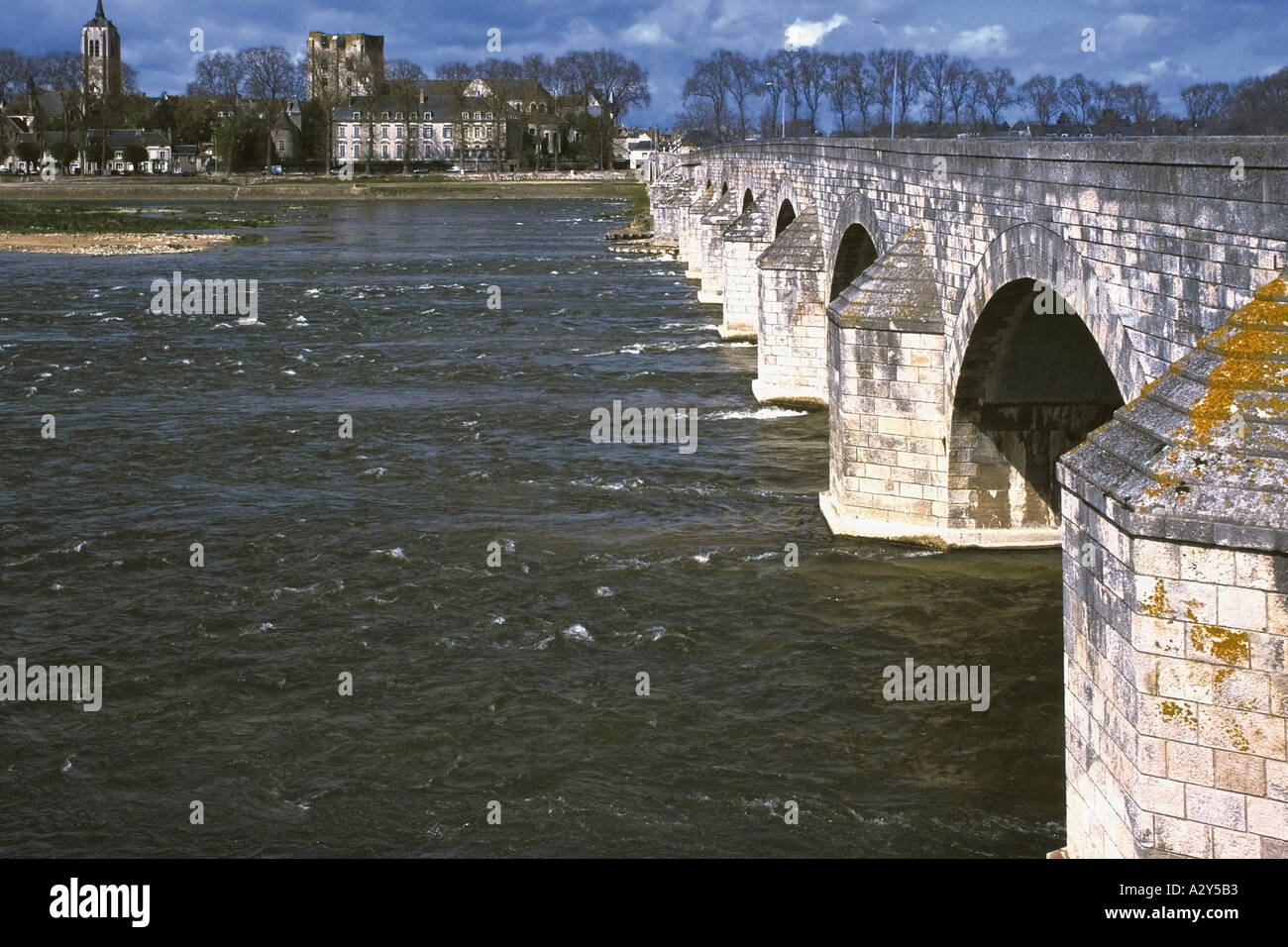 Beaugency Bridge High Resolution Stock Photography and Images - Alamy