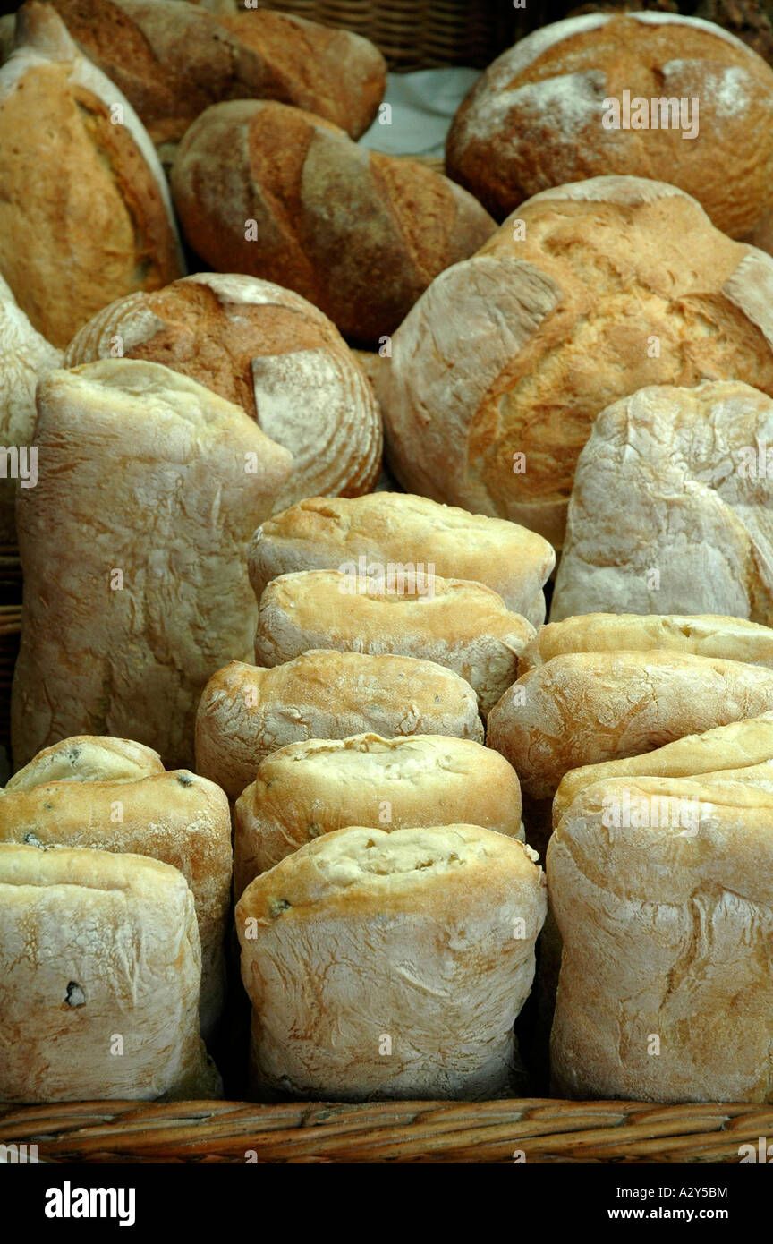 Lichfield market stall of Italian breads Stock Photo - Alamy