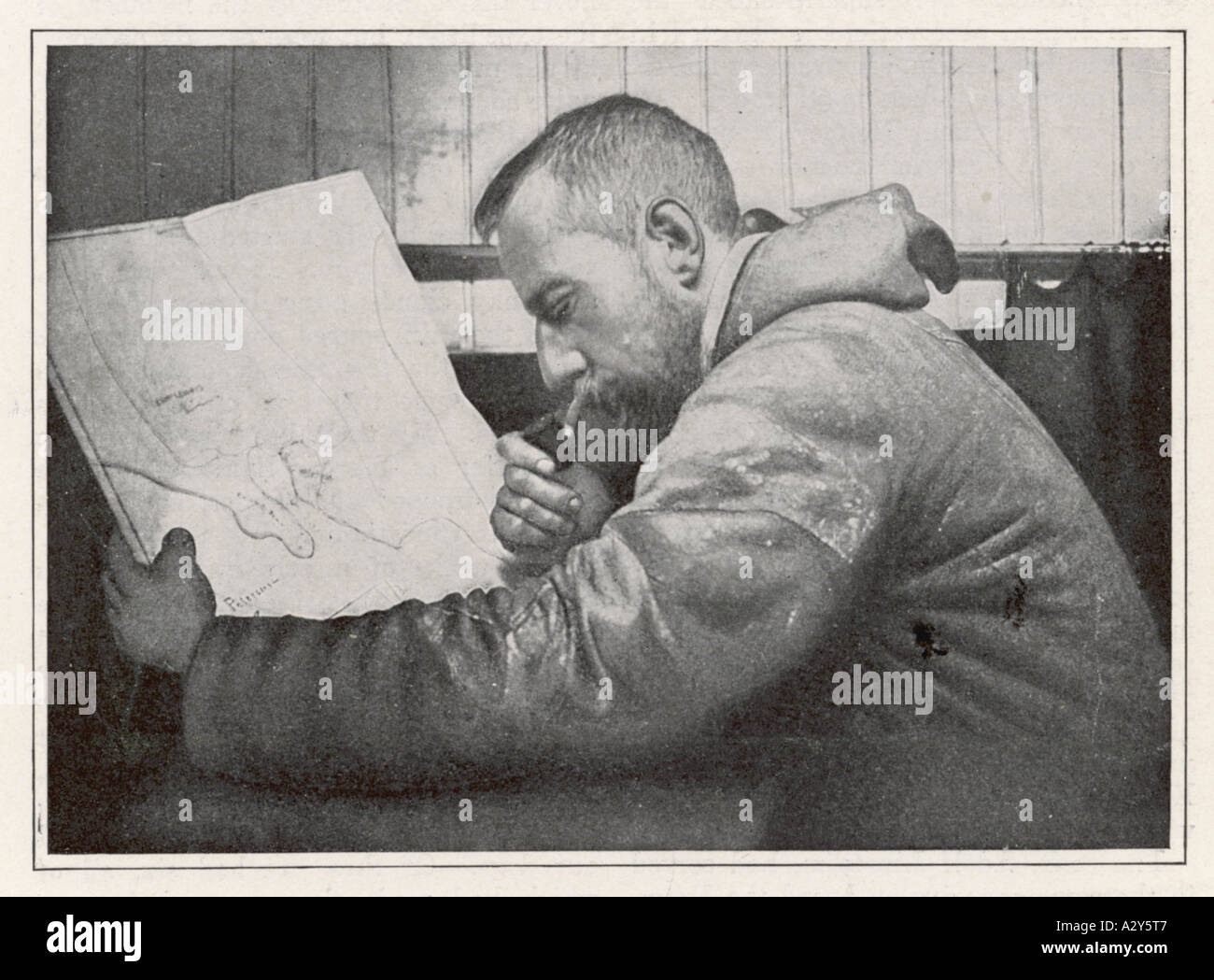 Amundsen In The Gjoa Stock Photo - Alamy