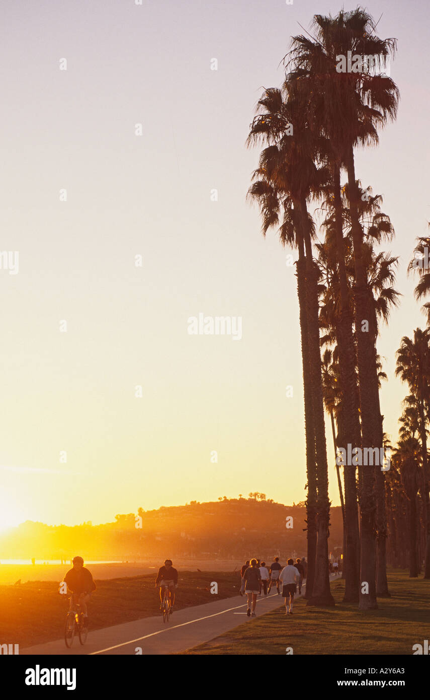 Santa barbara beach biking hi-res stock photography and images - Alamy