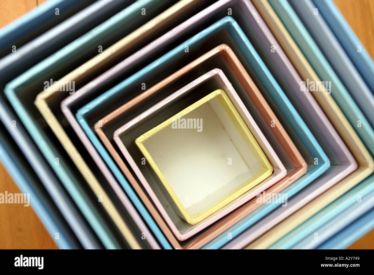 box unreal image shadow vision phantom pattern design print labyrinth ...