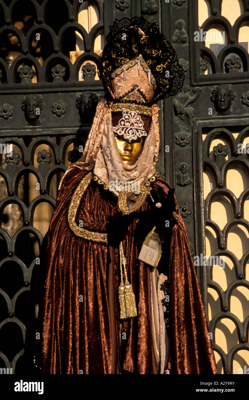 Medieval iron mask hi-res stock photography and images - Alamy