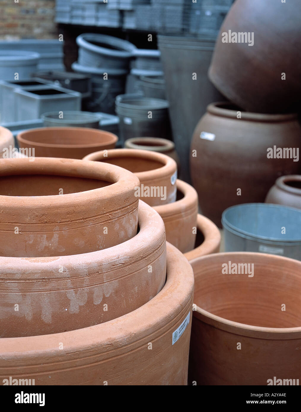 Terracotta and ceramic garden pots of various sizes and finishes Stock ...