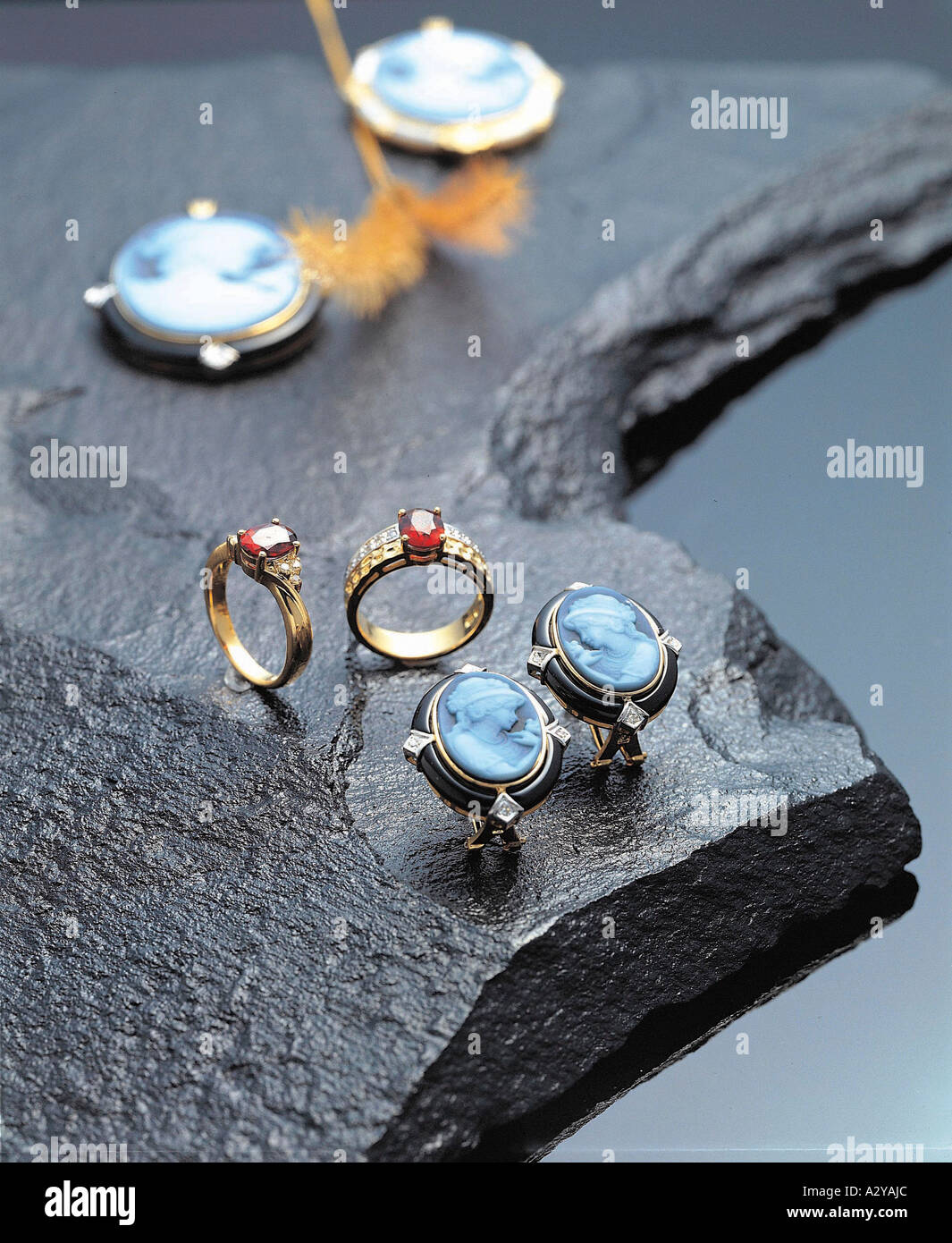 Ac ring hi-res stock photography and images - Alamy