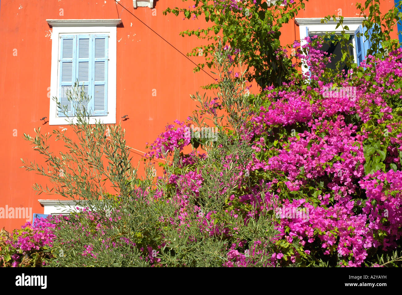 Terracotta house hi-res stock photography and images - Alamy